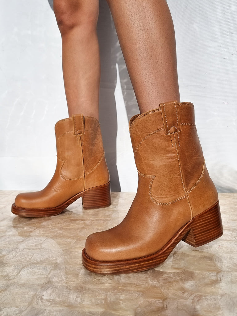 Boots – That Shoe Lady